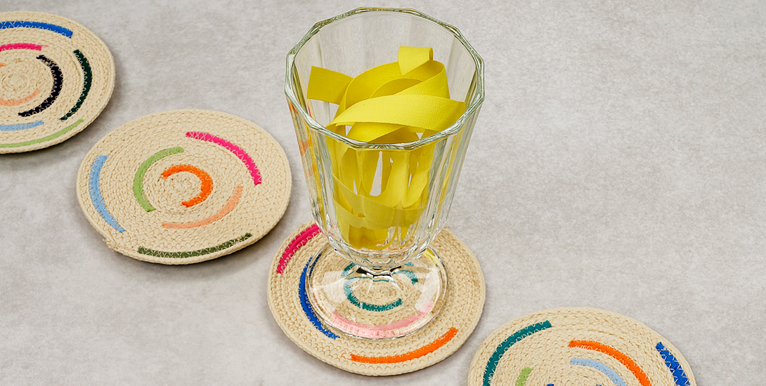 Coasters with Lace and Ribbons. An Ethnic and Colorful Touch for Summer ...